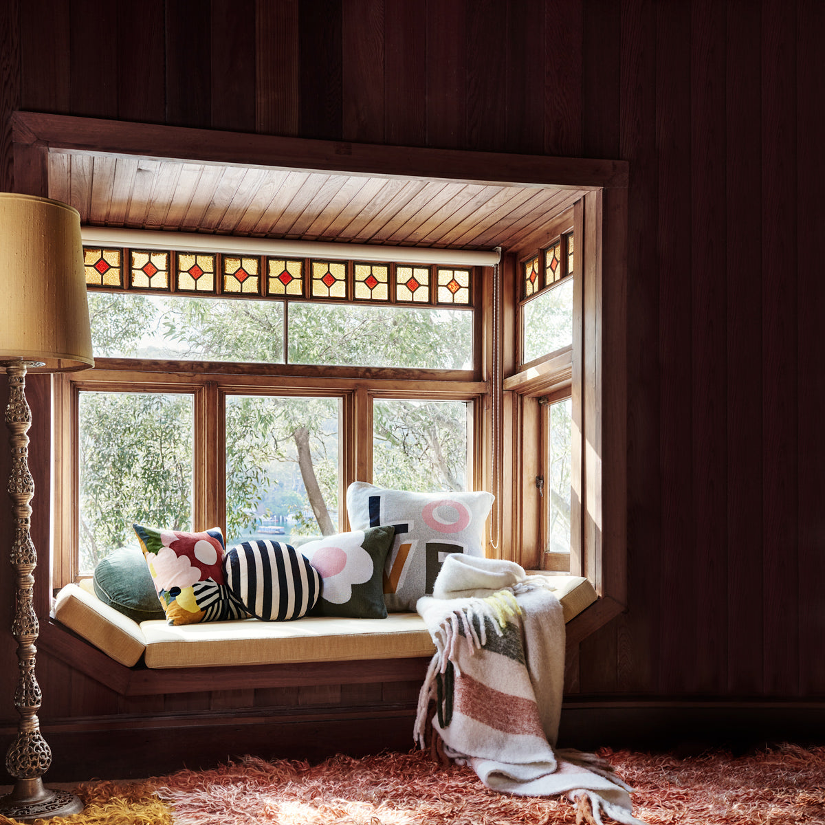 CUSHION NOOK – CASTLE