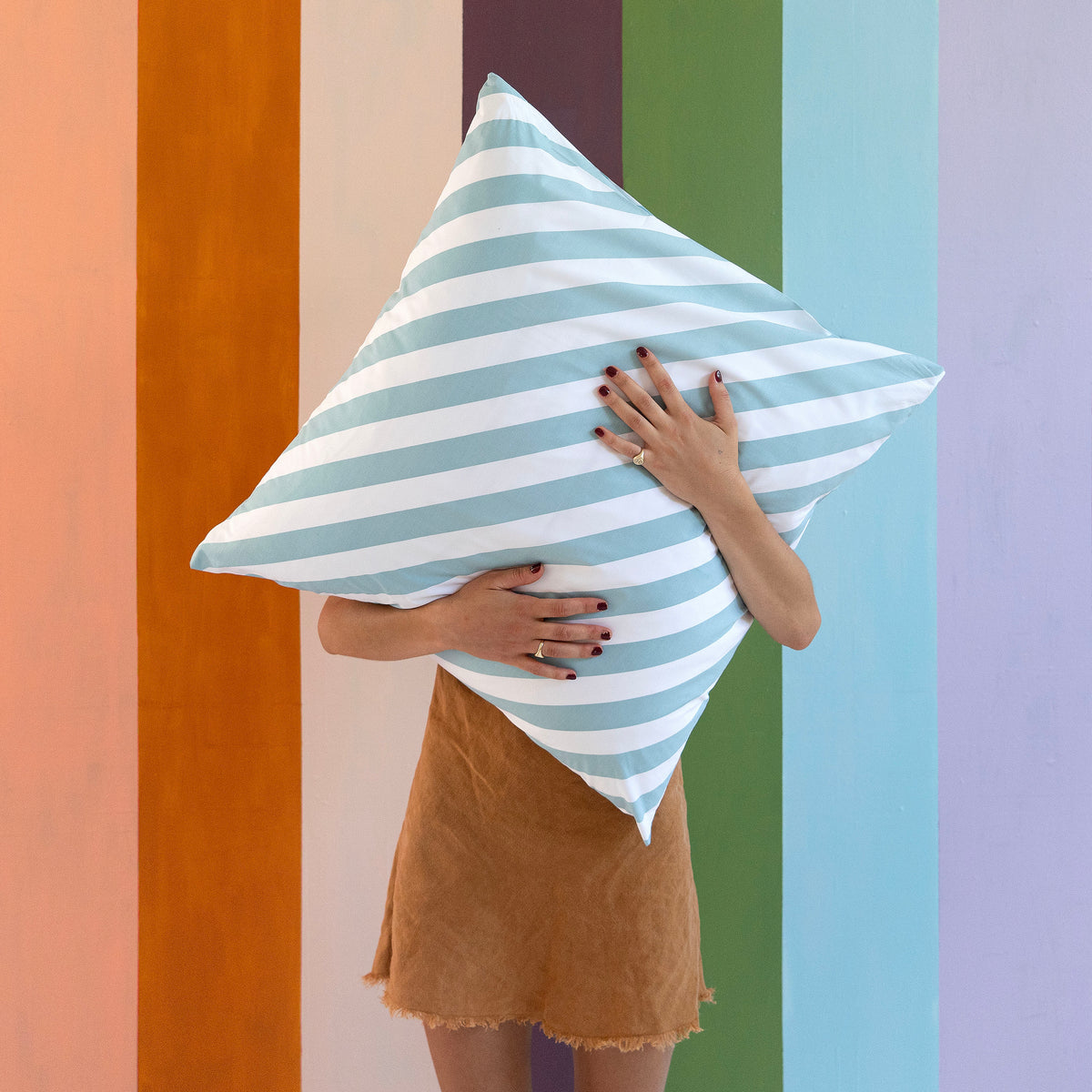 CLOUD STRIPE HUG GOODBYE – CASTLE