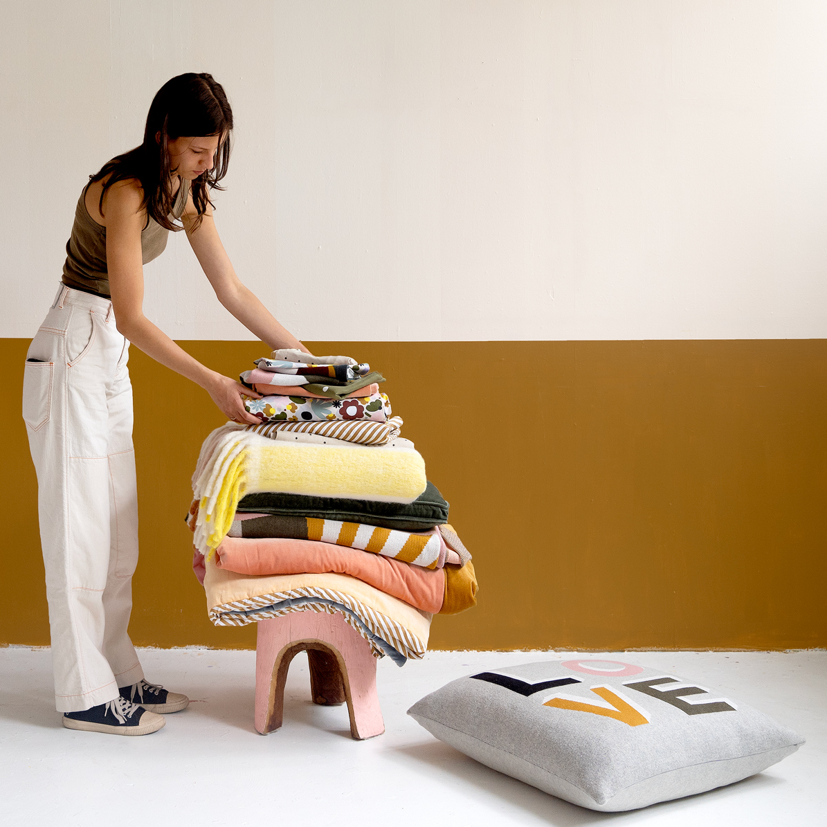 AW23 STACK WITH ZOE – CASTLE