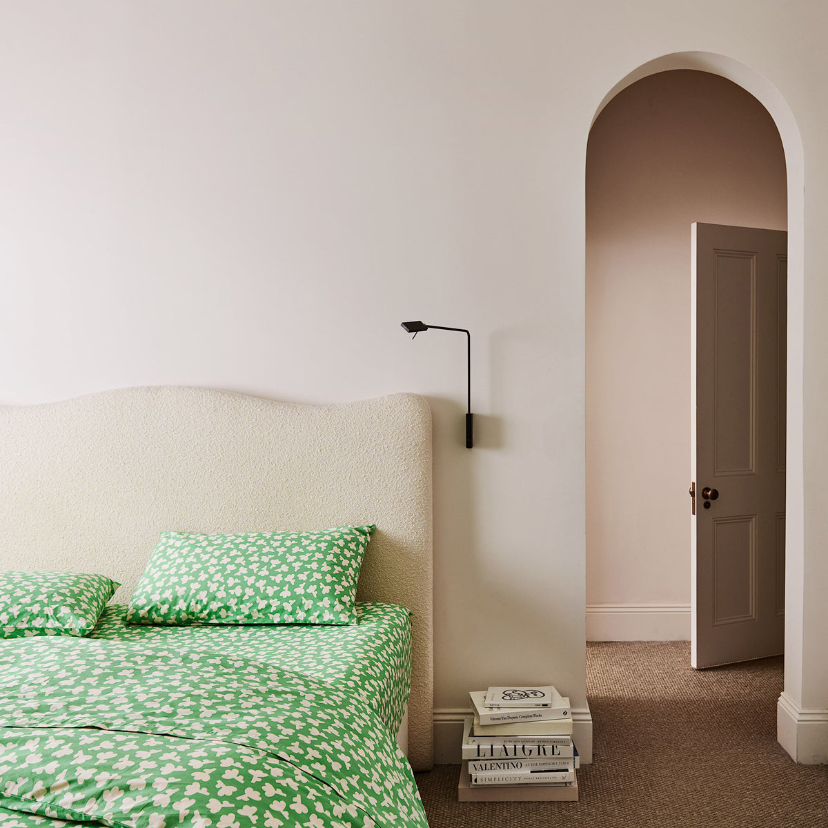 APPLE BLOSSOM BED – CASTLE