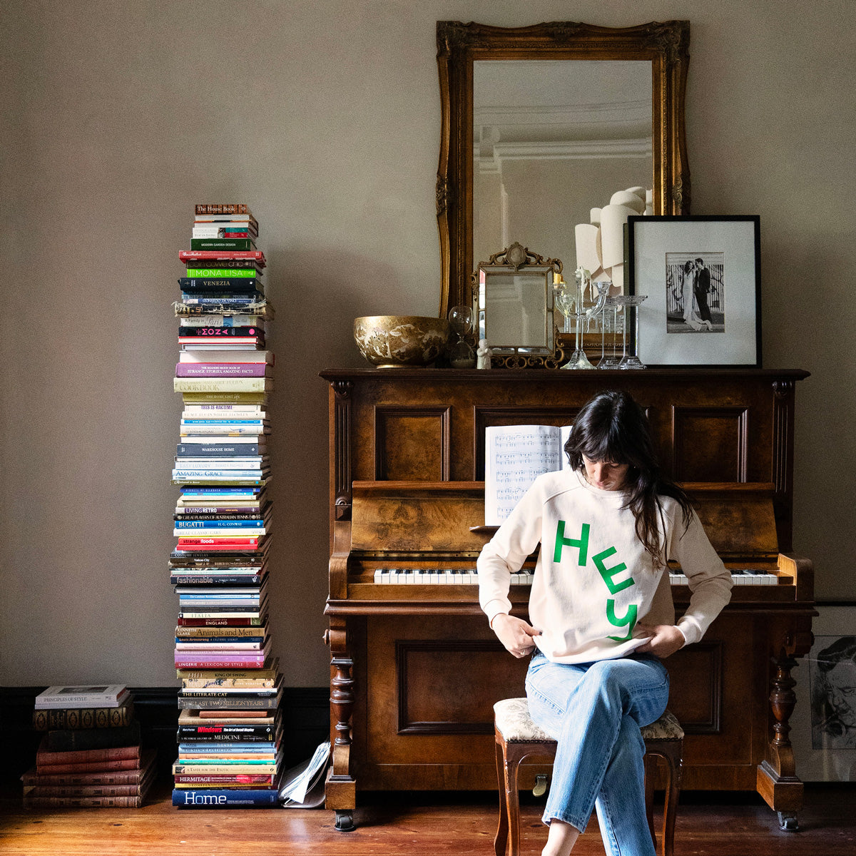 HEY BOOKS – CASTLE