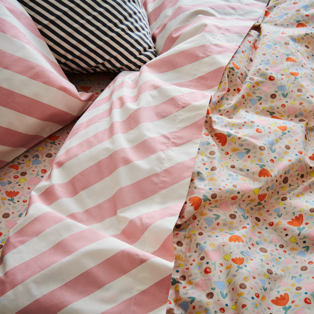 PEONY STRIPE FLAT SHEET – CASTLE