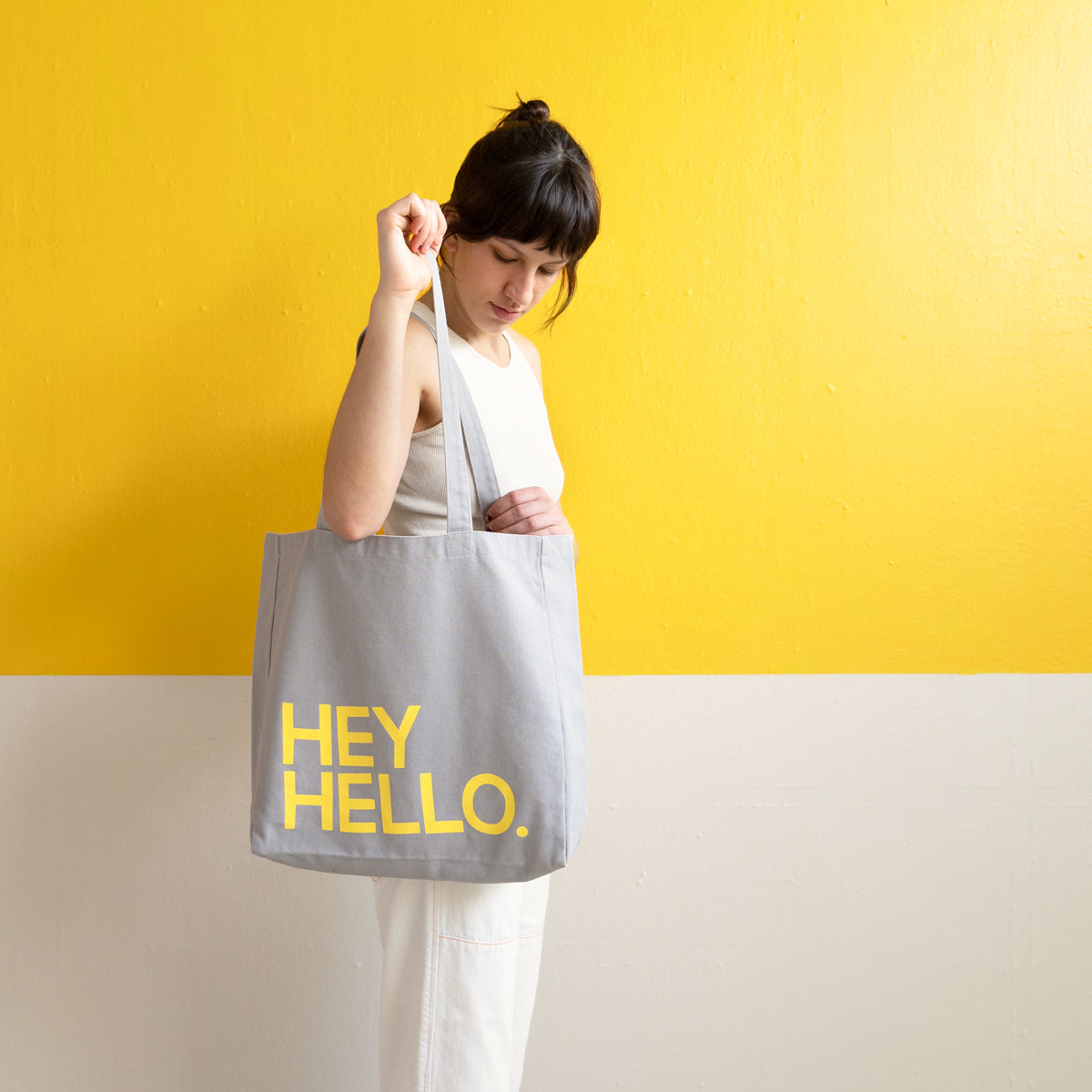 HEY HELLO TOTE BAG – CASTLE